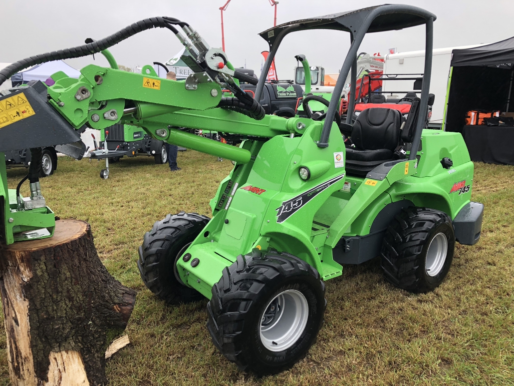 Avant 745 Loader Finance – Tech5